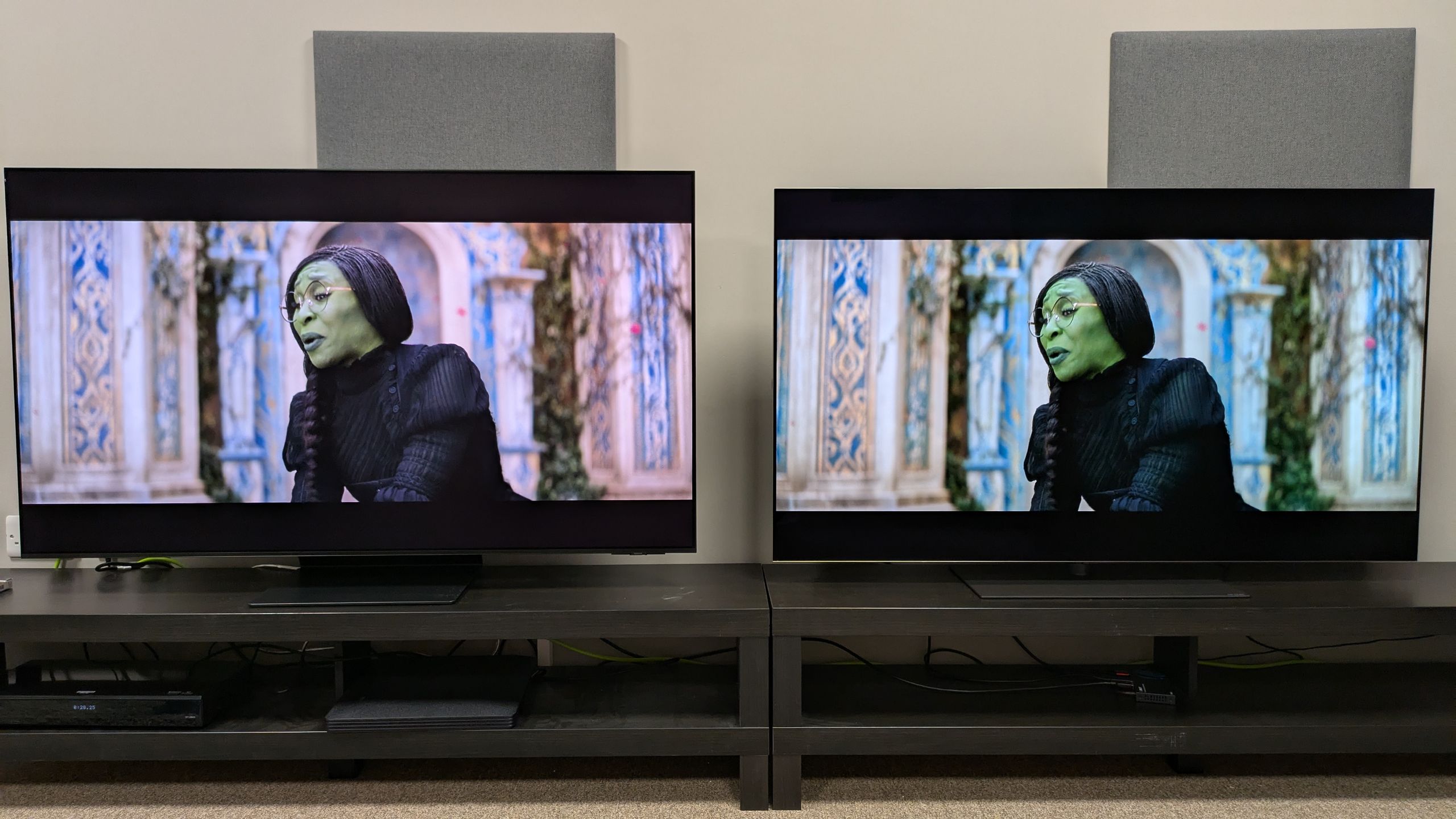 Glare-Free vs anti-reflection: This is how Samsung and LG's flagship ...