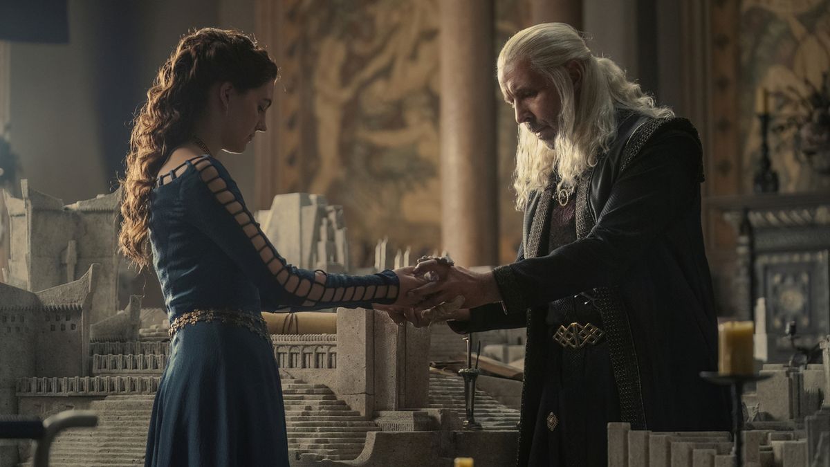 House Of The Dragon: Paddy Considine's Best Moments As King Viserys ...