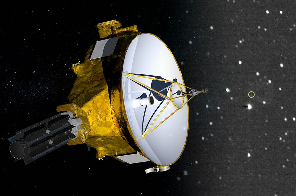 NASA's New Horizons probe reaches rare distance, looks out to farthest ...