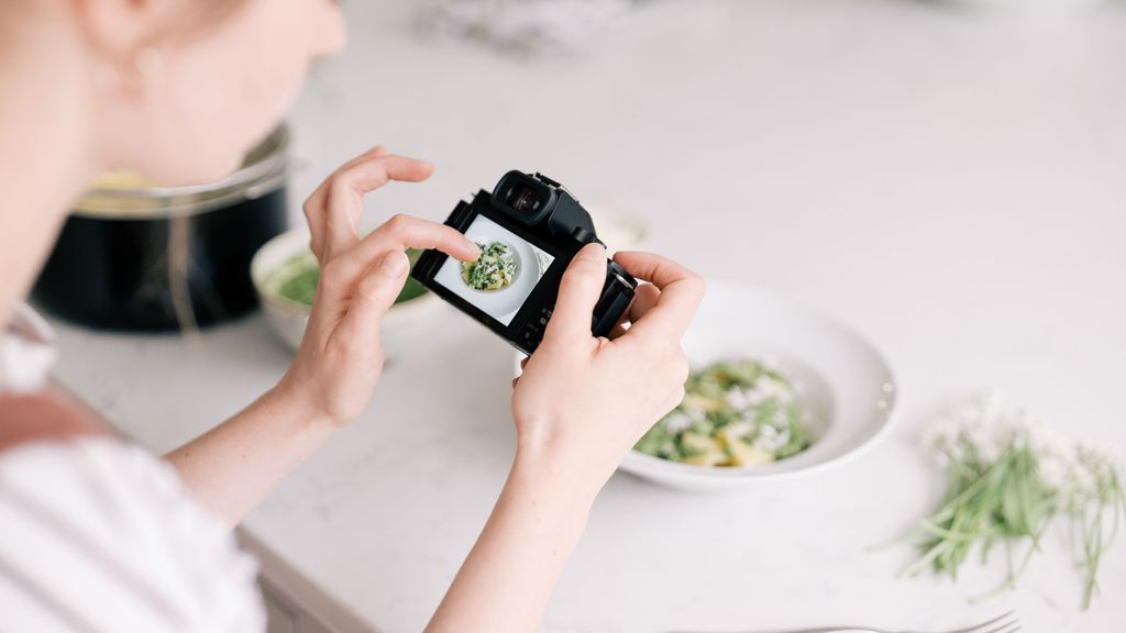 How to vlog: vlogging kit, vlogging tips and vlogging ideas | Digital ...