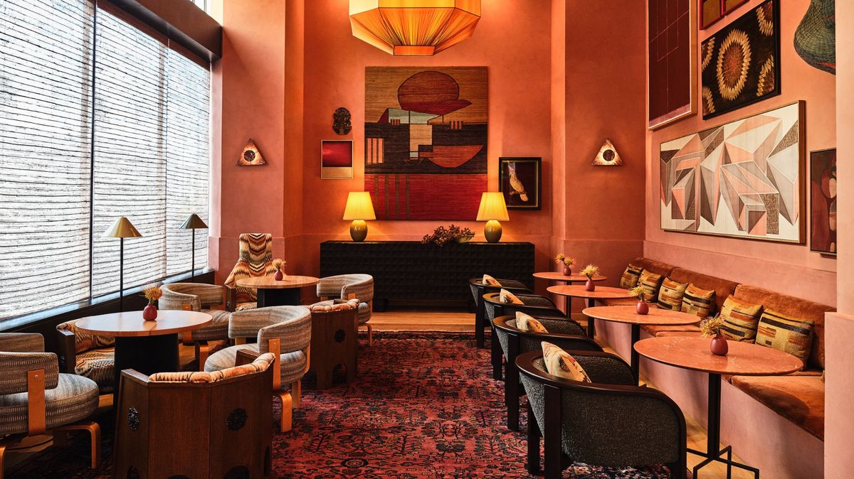 Kelly Wearstler says these wall colors are flattering for everyone ...