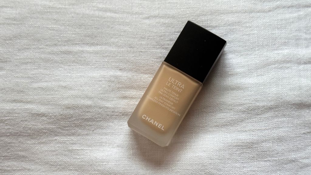 7 Of The Best Luxury Foundations, Reviewed By A Beauty Editor | Marie ...