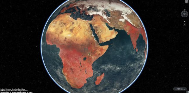Look at this awesome photo of Earth from an Indian ocean satellite | Space