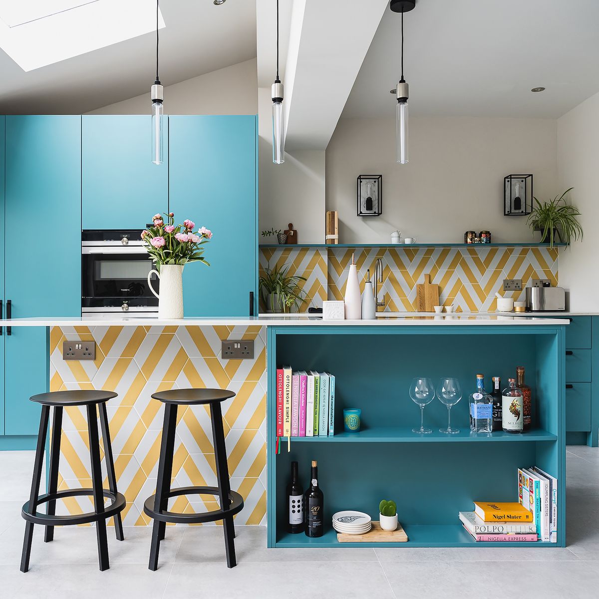 10 tiled kitchen island ideas for a standout space | Ideal Home
