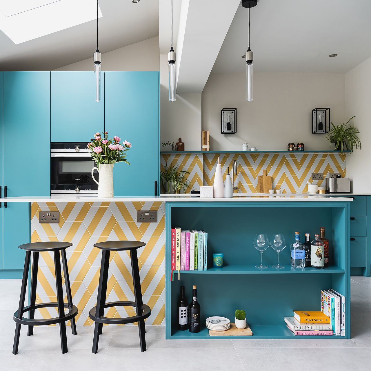 10 tiled kitchen island ideas for a standout space | Ideal Home