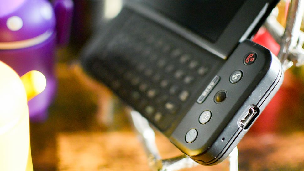 The first Android is 15 years old, and it is the opposite of everything ...