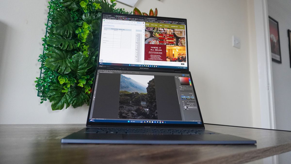 Asus Zenbook Duo (2024) review: the first great dual-screen laptop ...