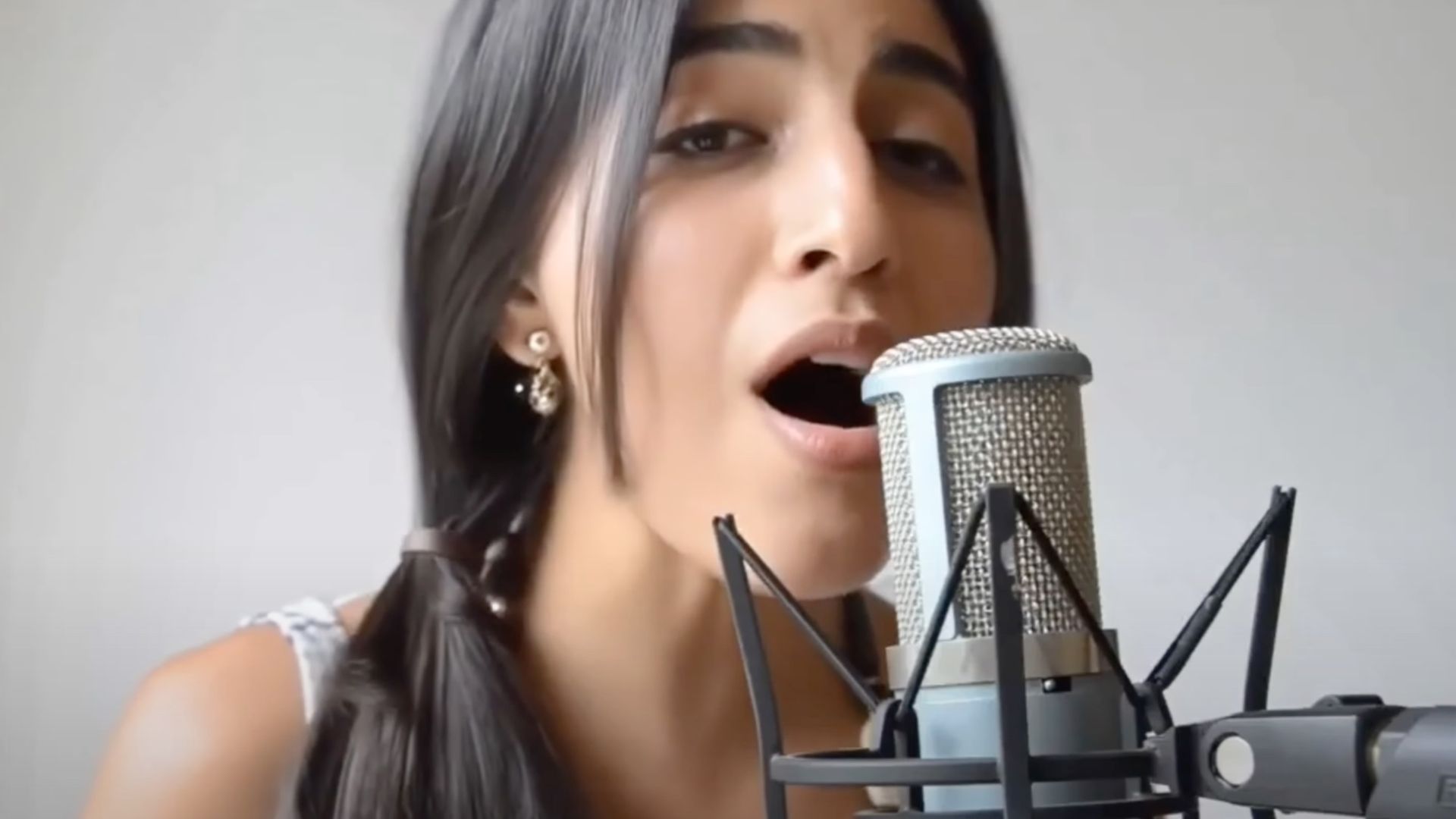 TikTok parent company just launched stunning AI video generator ...