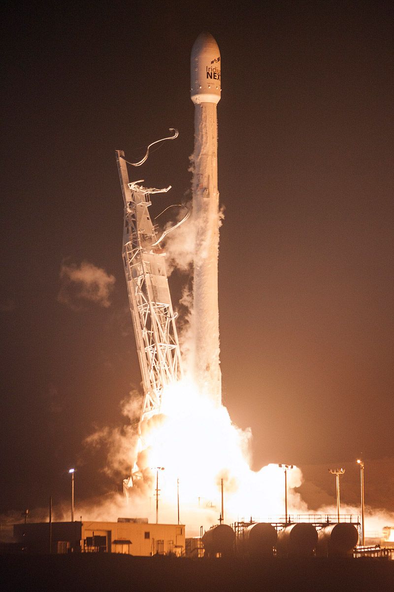 In Photos: SpaceX's Double Rocket Launches and Landings of October 2017 ...