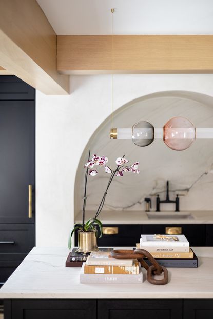 These are the "It" Additions to Your Kitchen Lighting Trends | Livingetc