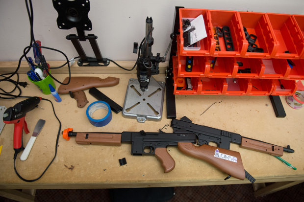 Ilium VR's Athena Rifle Is The First Third-Party Lighthouse-Tracked ...