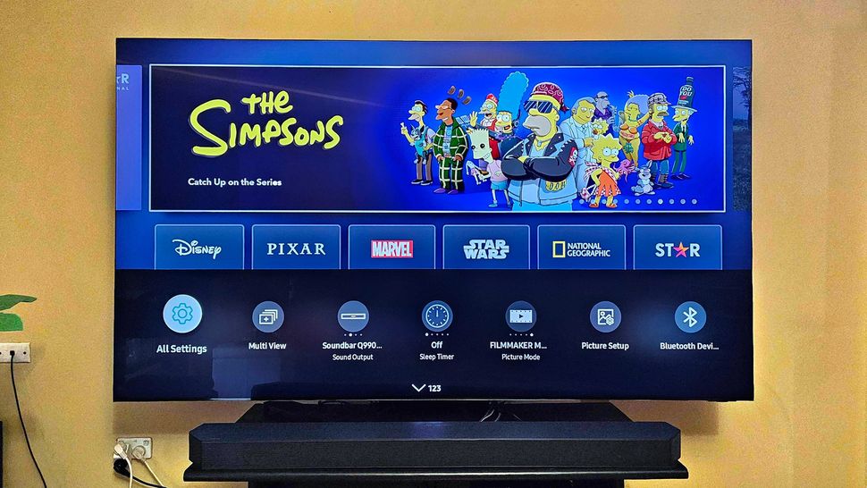 Samsung QN900C Neo QLED 8K TV review: The brightness bar has been ...