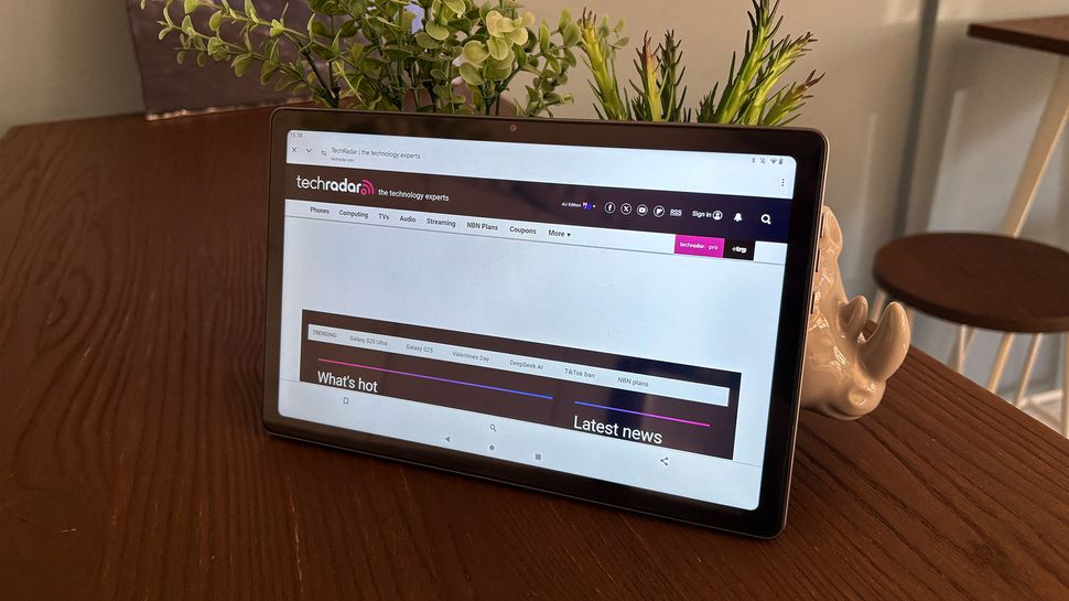 Kogan Explore Tab 2 Pro review: a simple tablet for the most basic uses ...
