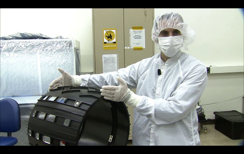 Wheel Worries: Mars Rover Curiosity Dealing With Damage | Space