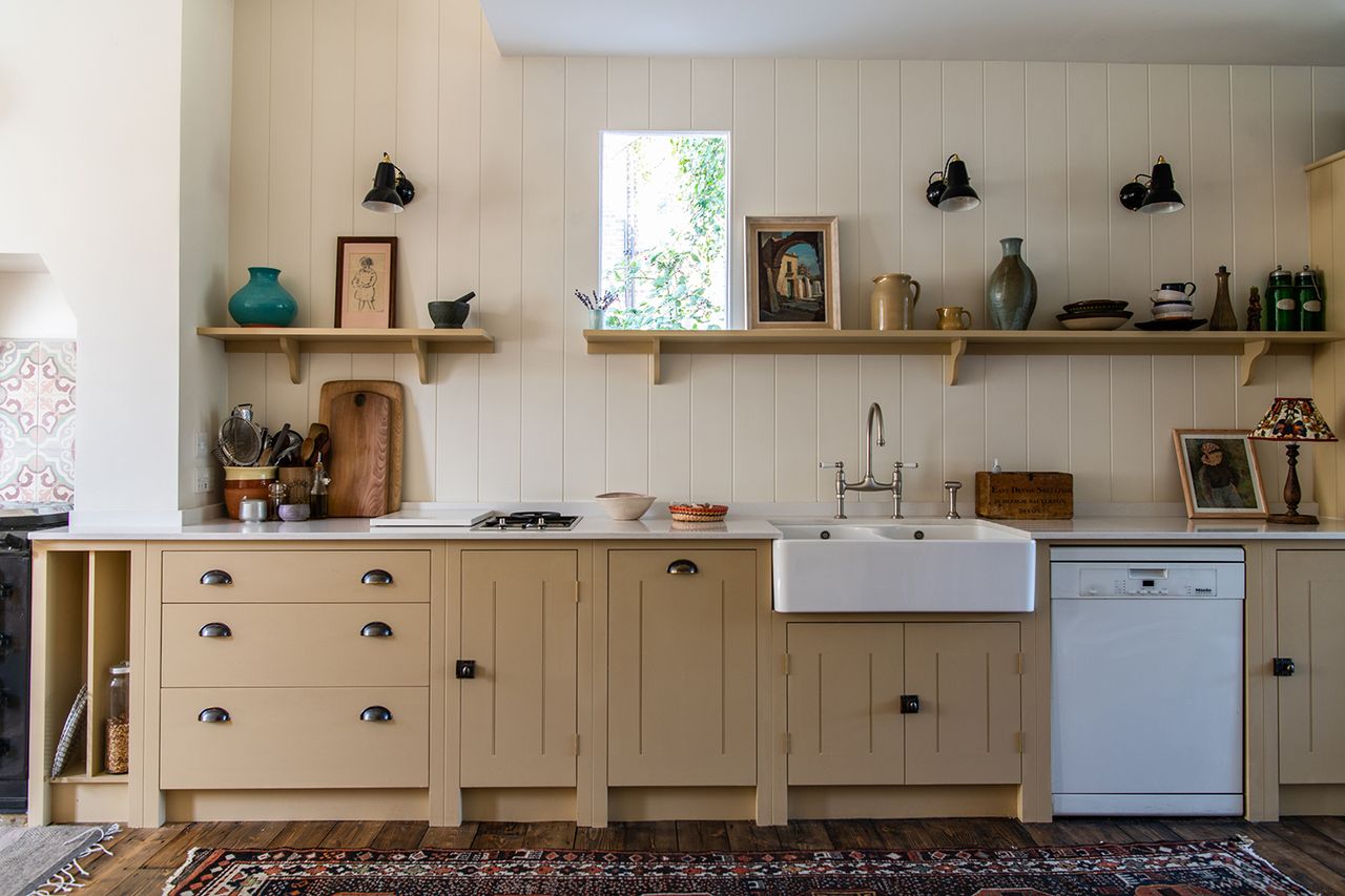 Cream kitchen ideas – light and lovely spaces that prove beige is back ...