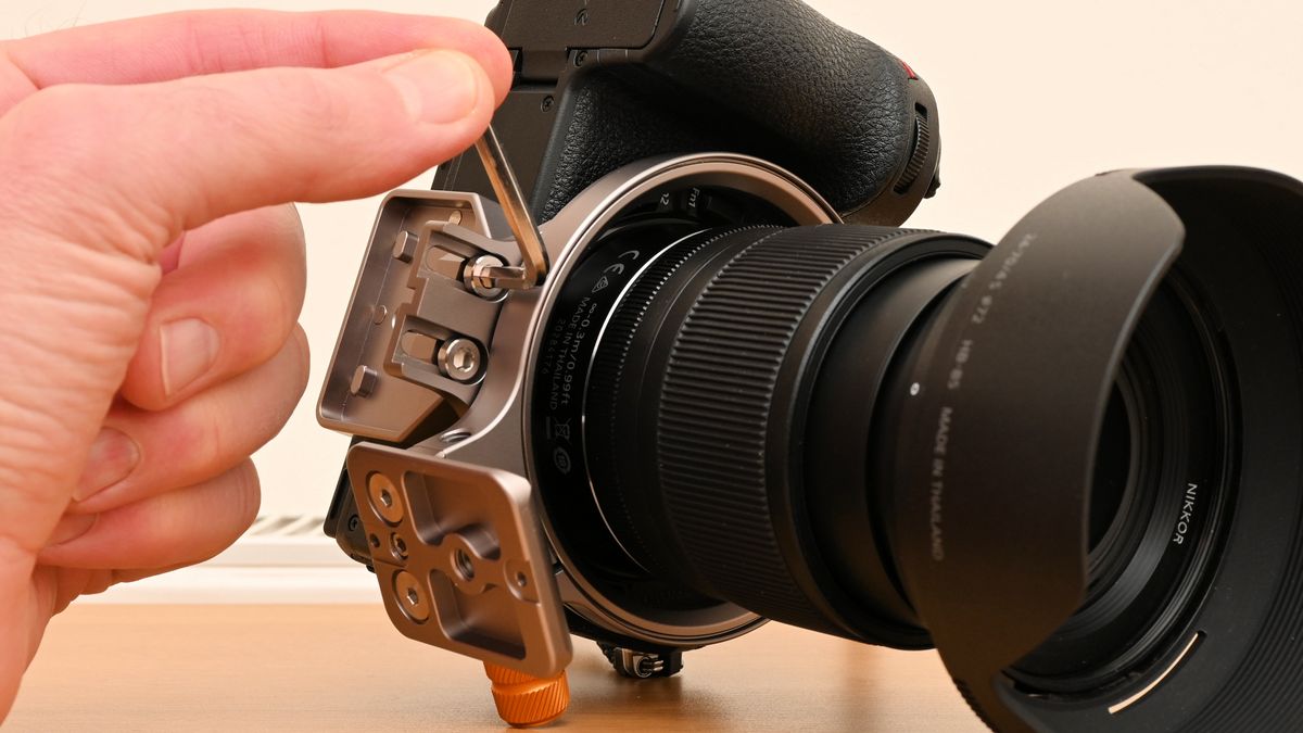 NiSi Wizard Camera Bracket review: one ring to bind them | Digital ...