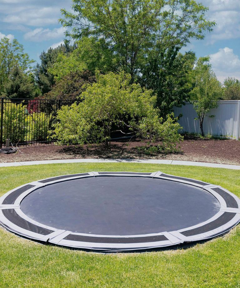 How to install an in-ground trampoline: professional tips | Homes and ...