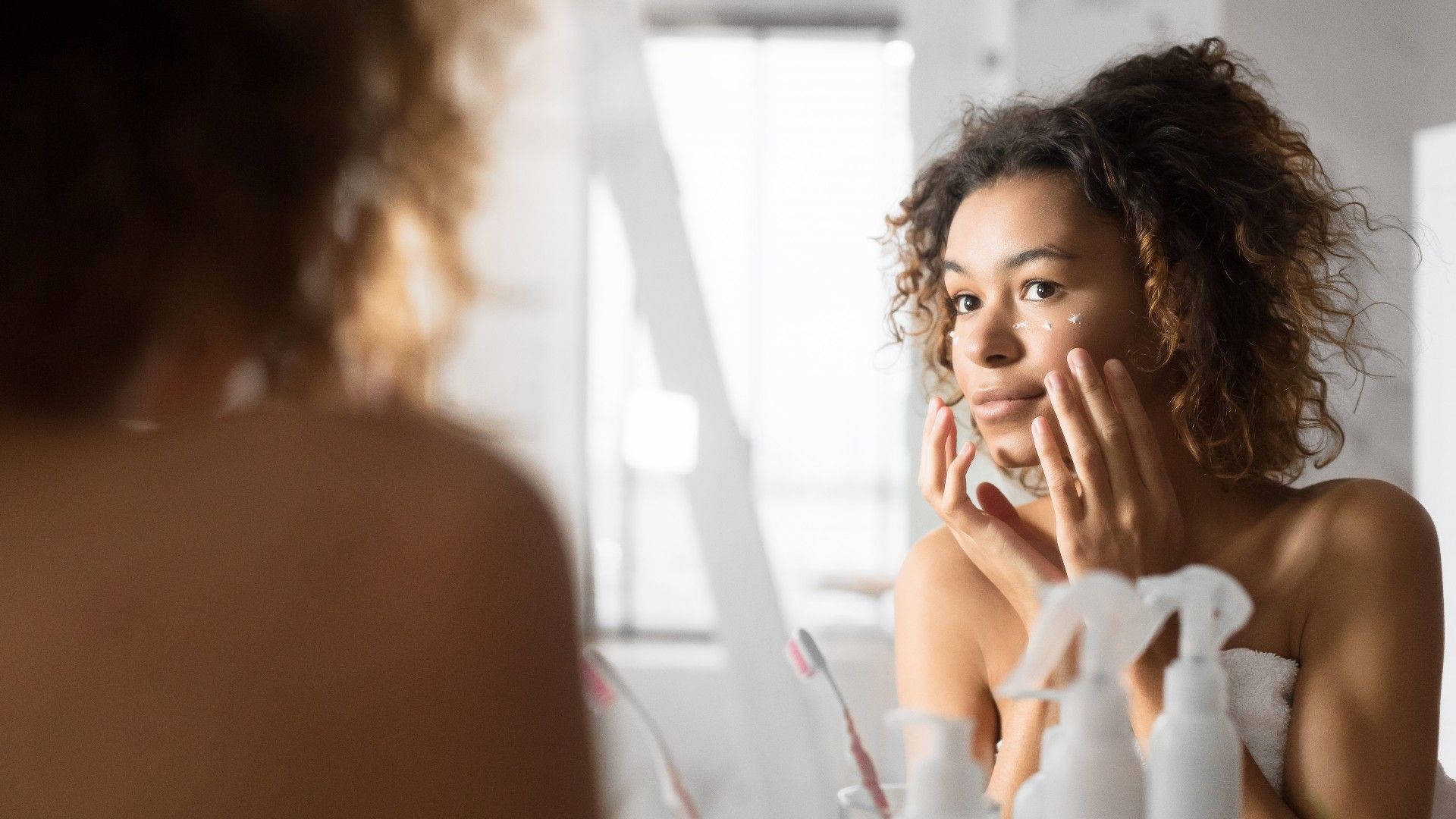 The 6 Best Treatments for Under-Eye Wrinkles, According to ...