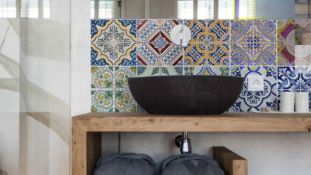 Bathroom Splashback Ideas: Practical Need Not Mean Boring | Homebuilding