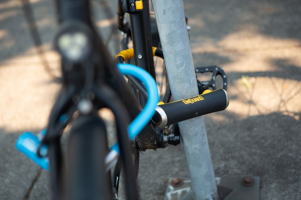 How to lock a bike: Tips on proper practice to prevent bike theft ...