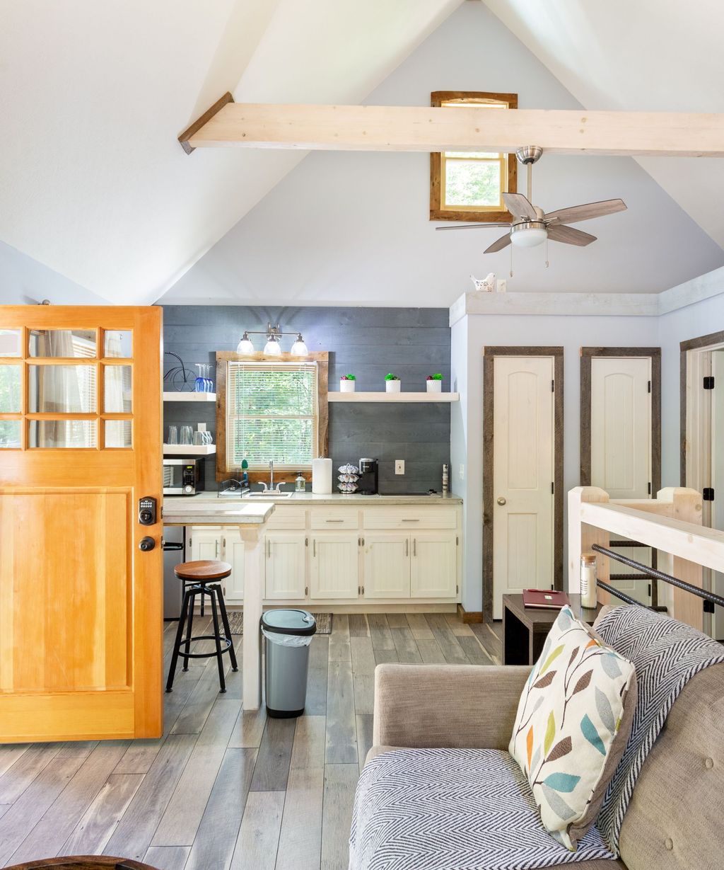 Inside a tiny home in the Blue Ridge mountains | Homes and Gardens