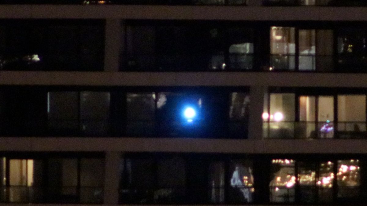 How to Build a Morse Code Transmitter Light with Raspberry Pi | Tom's ...