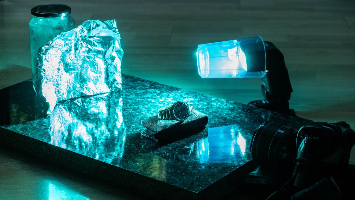 Give your product photography some sparkle! Try this easy lighting ...