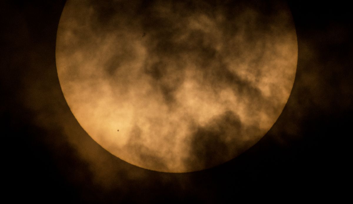 The Mercury Transit of 2016 in Amazing Photos | Space