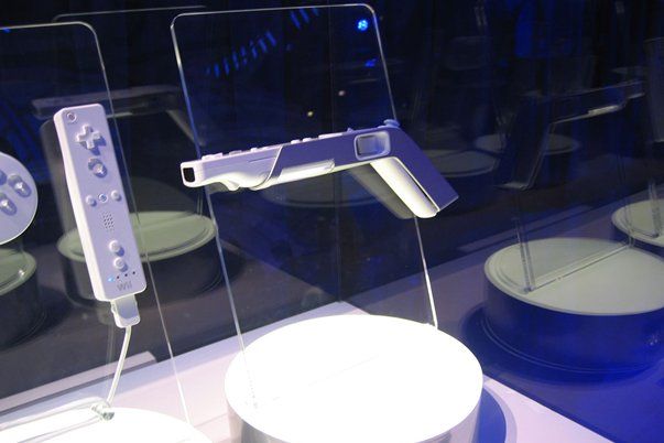 E3 06: Wii Zapper uncovered! | GamesRadar+