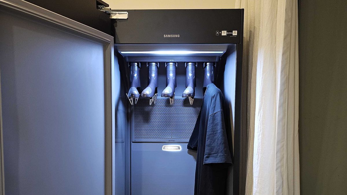 Samsung's luxury steaming and drying wardrobe is exactly what I need in ...