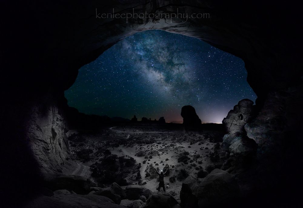 Glittering Milky Way Peeks Through Arches in Utah National Park (Photo ...
