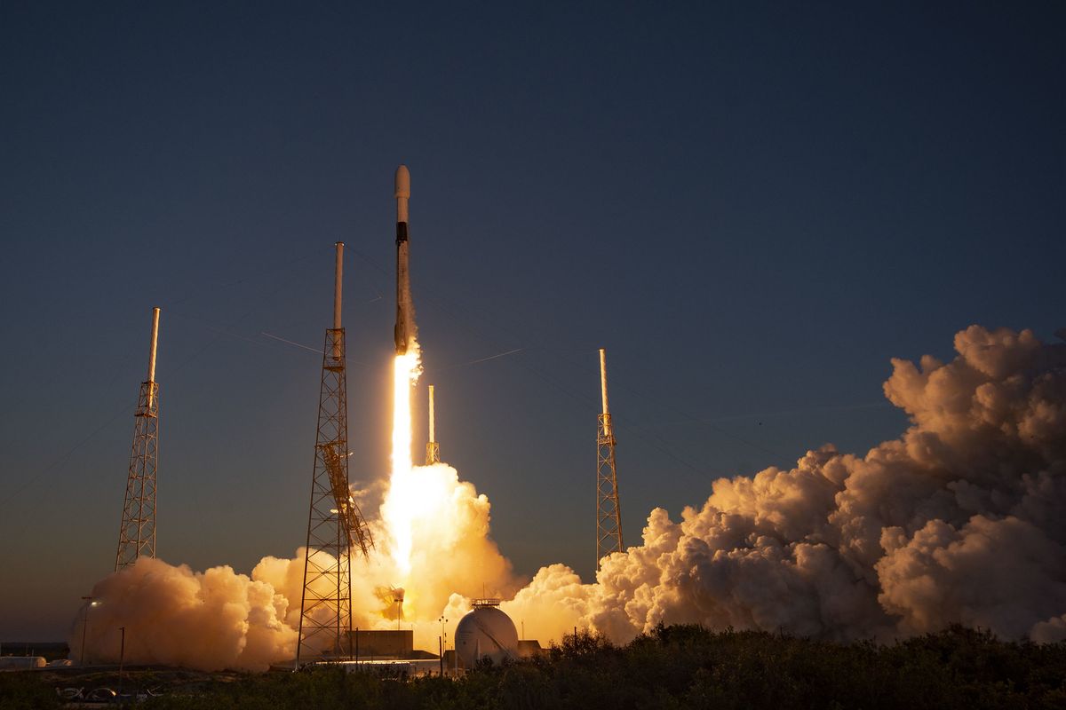 SpaceX GPS launch delivers stunning sunrise views (photos) | Space
