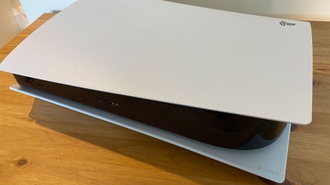 PS5 horizontal or vertical placement: How to switch PS5 between ...