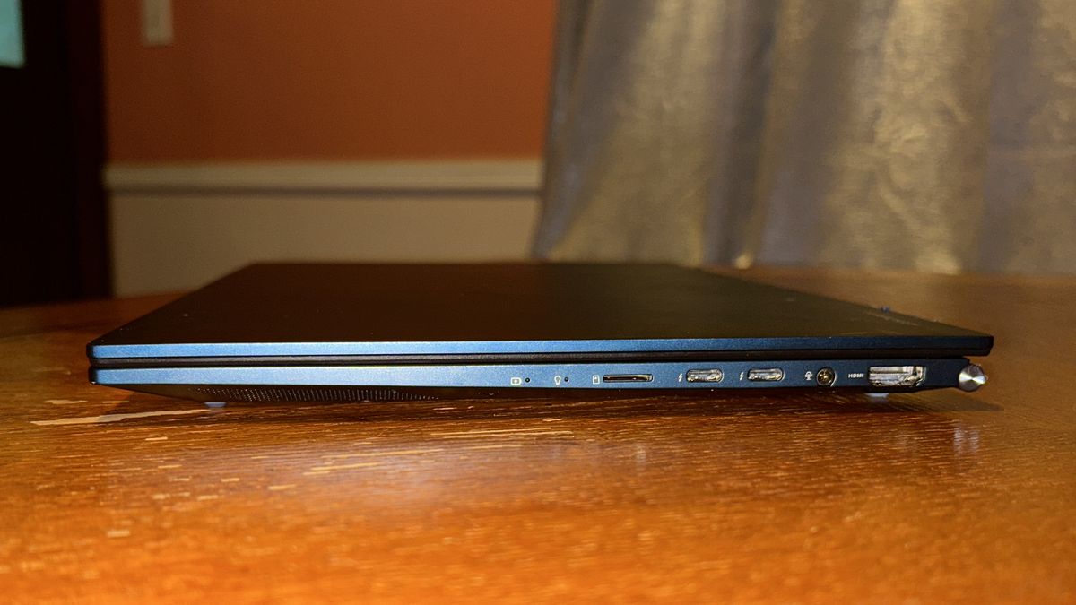 Asus Zenbook 14 (Q409ZA) OLED review — killer battery life for less ...