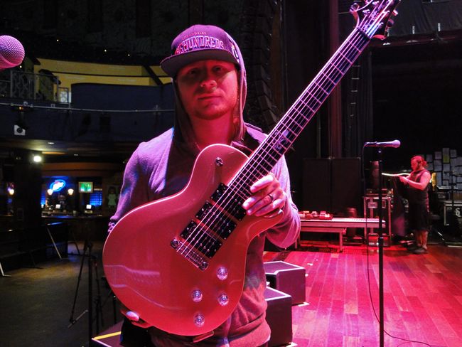 RIG TOUR: Shinedown's Zach Myers' on his guitars, amps and effects ...