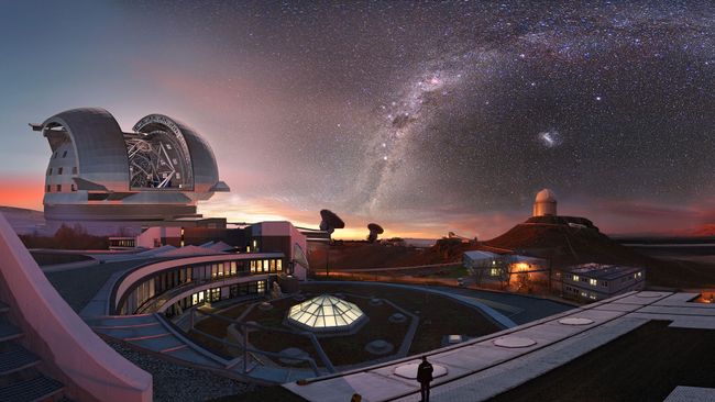 Space photo of the day: Brilliant comet shines at sunset over ...