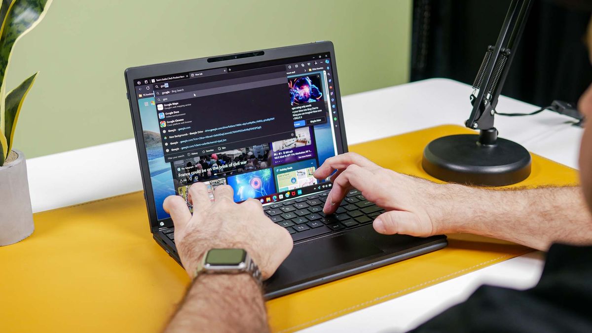 HP Spectre Fold review — the best foldable laptop yet costs a fortune ...