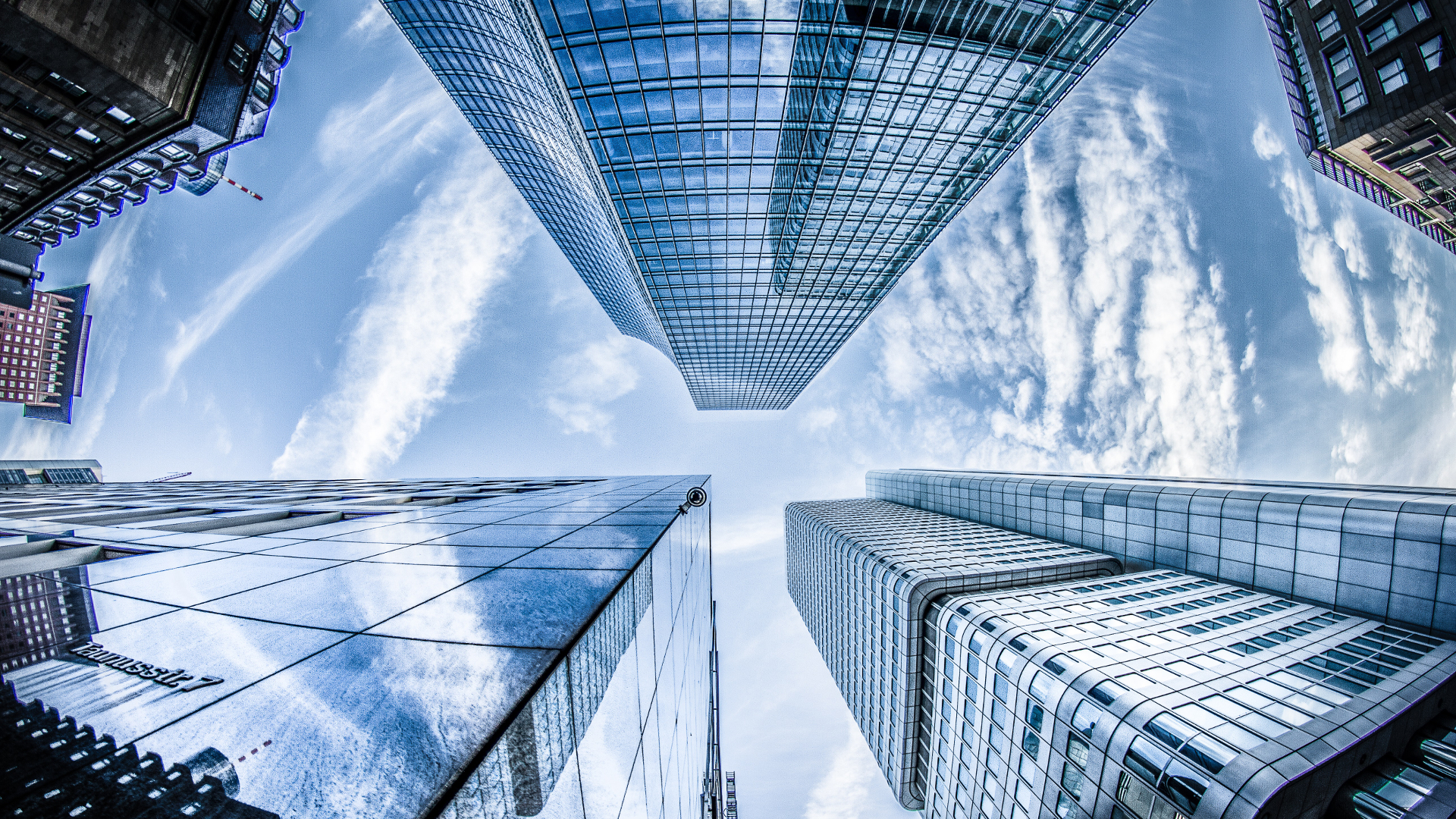Chinese Cloud Market Sees Huge Rise But Still Long Way Behind US