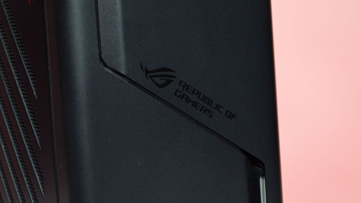 Asus ROG G22CH review: the Intel NUC Extreme lives on, at least in ...