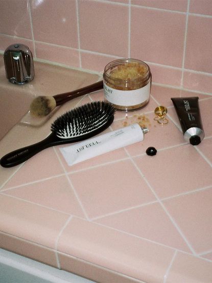 These Five Beauty Brands Are as "Aesthetic" as It Gets | Who What Wear