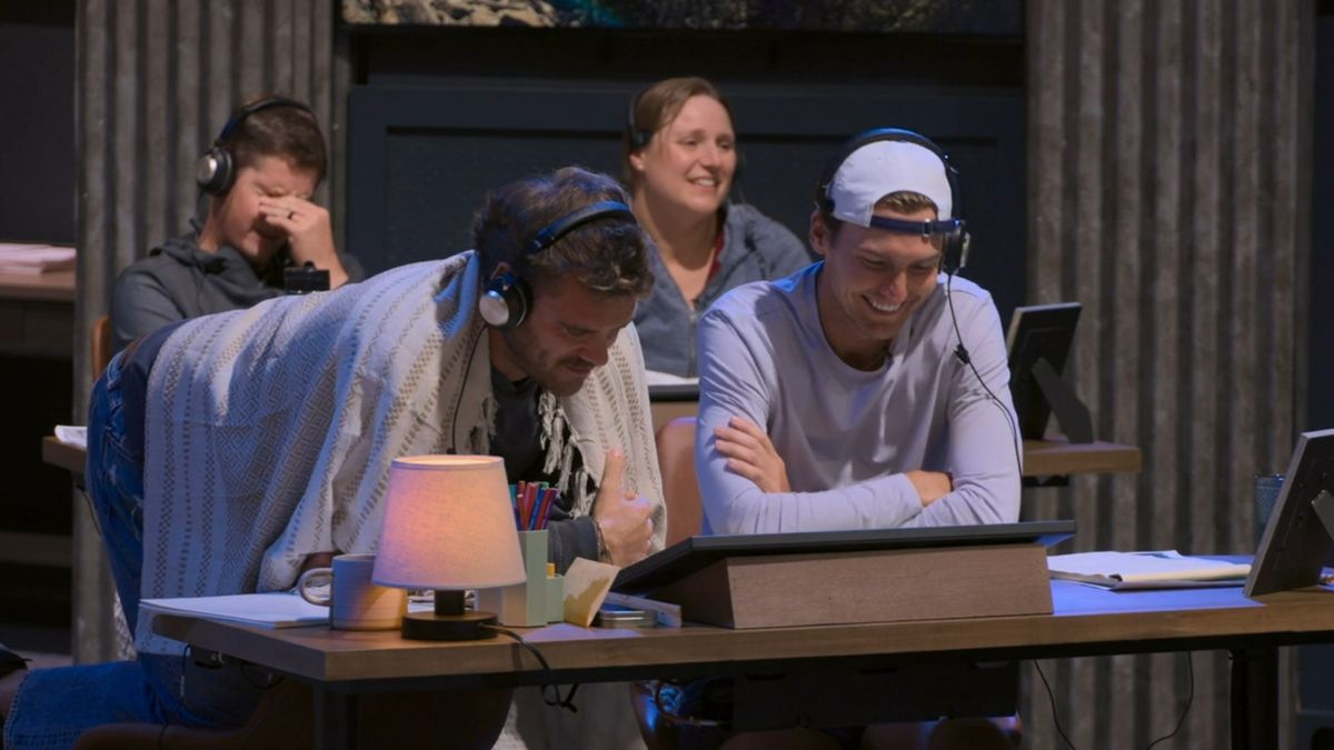 I Went Into Extracted Already Intrigued By Its Premise, But The ...