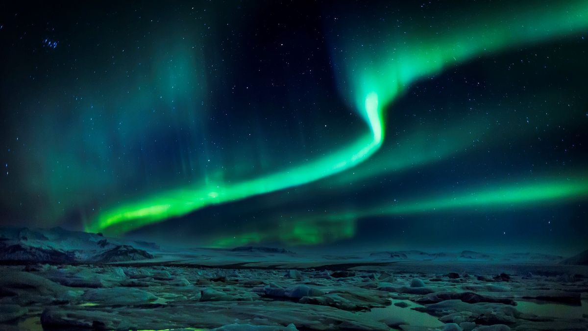 Aurora colors: What causes them and why do they vary? | Space