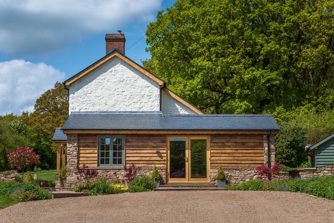 What is a dual pitched roof and what are the pros and cons? | Homebuilding