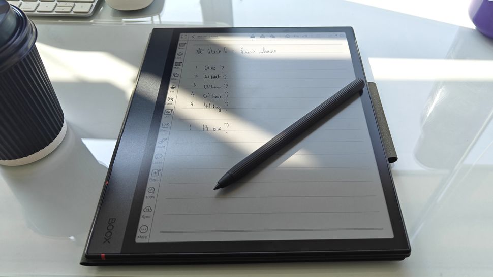 Onyx Boox Note Air 4 C review: This e-reader is thinner than the S25 ...