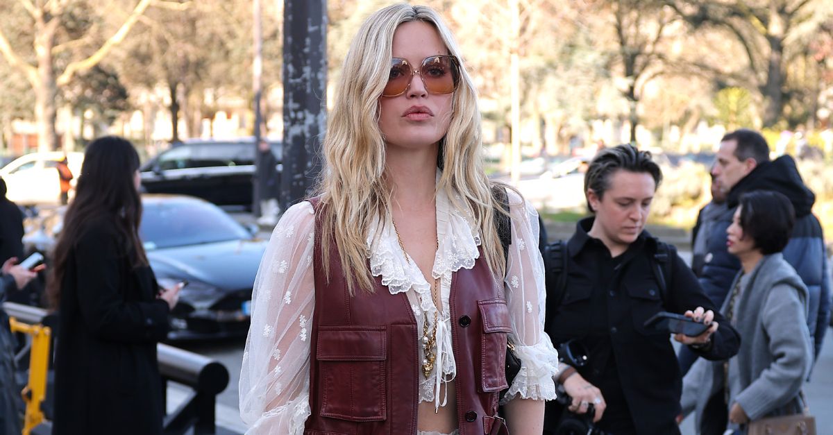 Everyone at the Paris Chloé Show Wore the Surprising Bloomers Trend ...