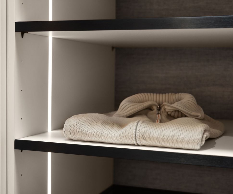 The wardrobe lighting ideas designers swear by | Homebuilding