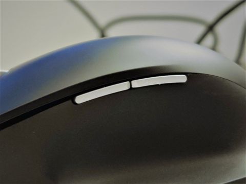 Microsoft Ergonomic Mouse review: A budget Surface Precision Mouse ...