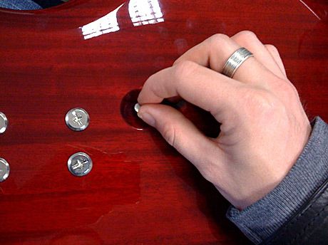 FIRST LOOK: Ampeg AMG100 | MusicRadar