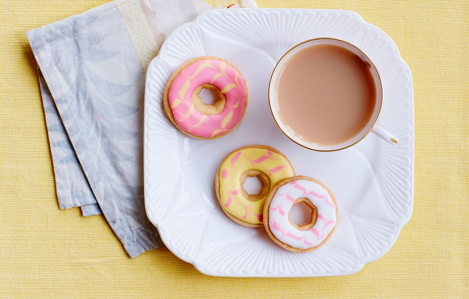 Party rings | Baking Recipes | GoodtoKnow