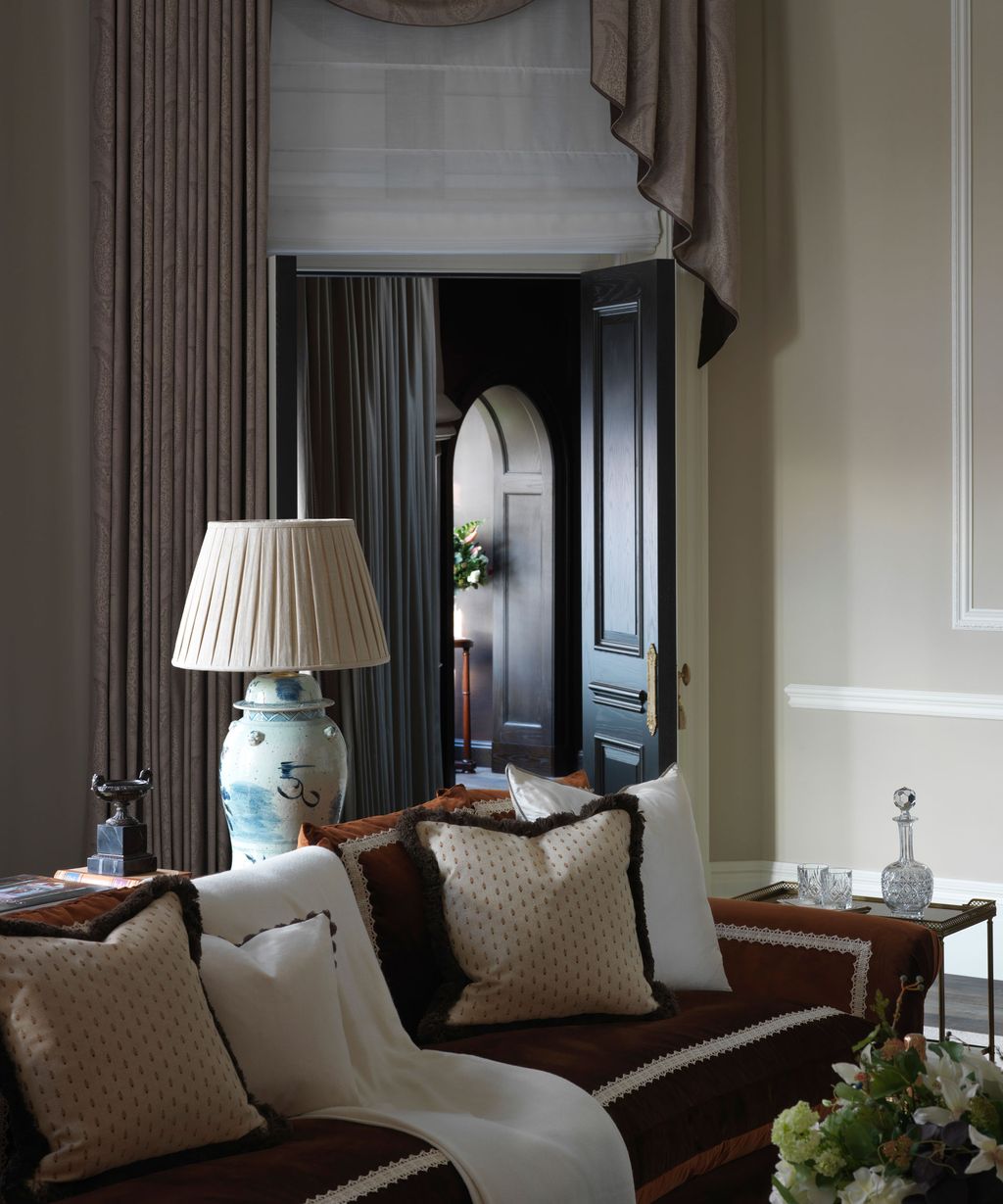 Decorating with antiques: 12 design tips plus buying advice | Homes ...